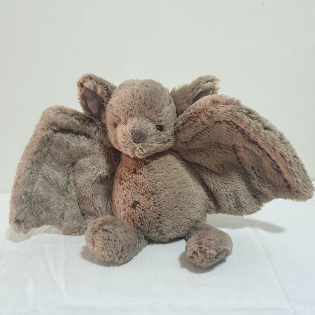 JELLYCAT Small Bashful Bat, Hobbies & Toys, Toys & Games on Carousell