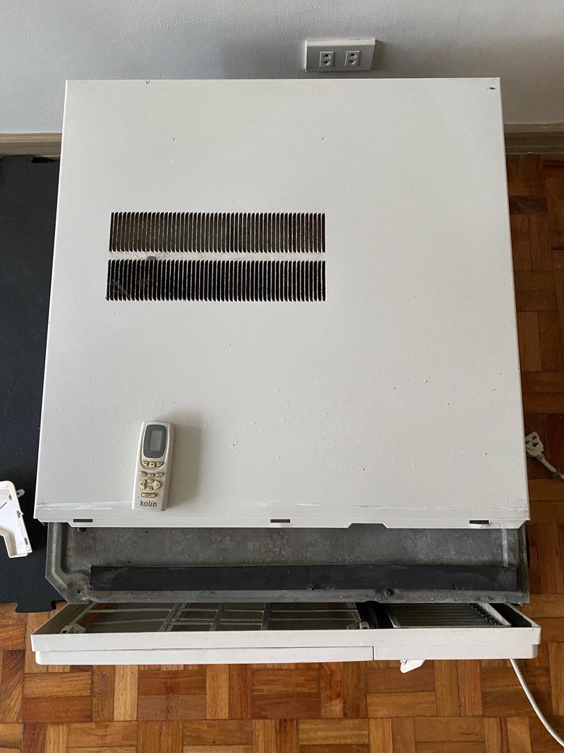 Kolin 2hp window type non-inverter aircon, TV & Home Appliances, Air ...