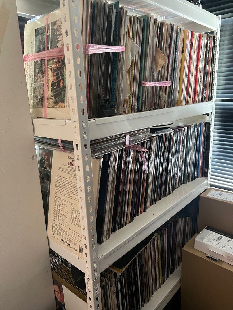 Laser disc, Announcements on Carousell