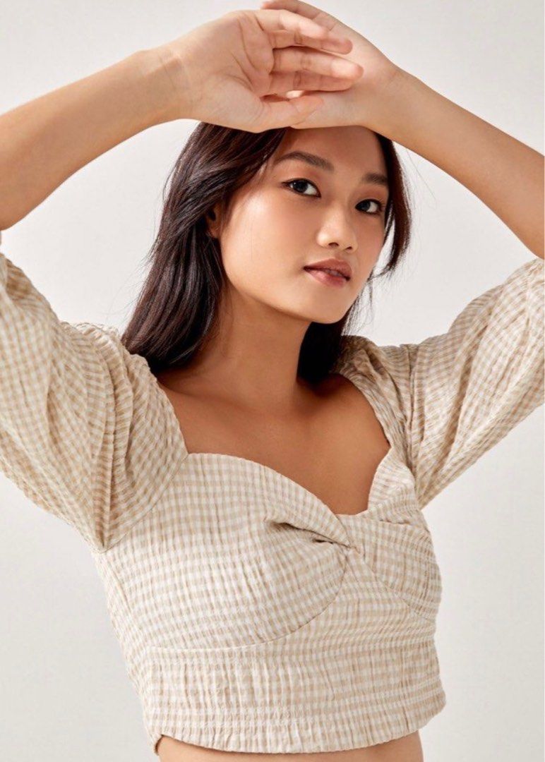 LB Myra Textured Gingham Twist Front Top, Women's Fashion, Tops ...