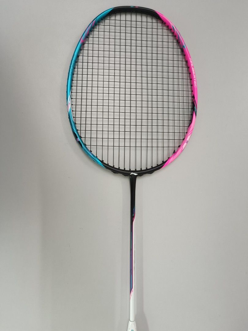 Lining Halbertec 8000, Sports Equipment, Other Sports Equipment and ...