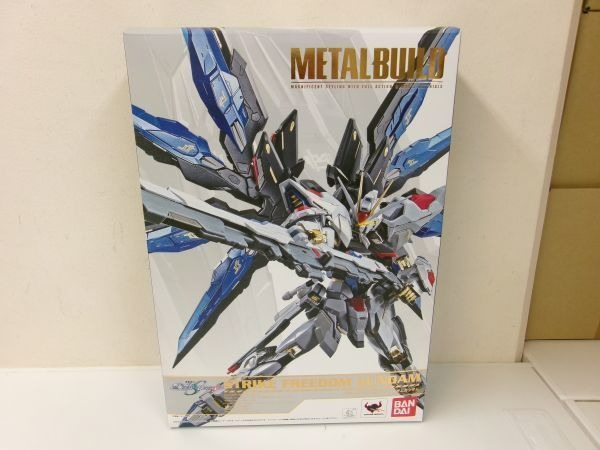 METAL BUILD 機動戰士高達 SEED DESTINY ZGMF-X20A 強襲自由高達, 興趣及遊戲, 玩具 & 遊戲類 - Carousell