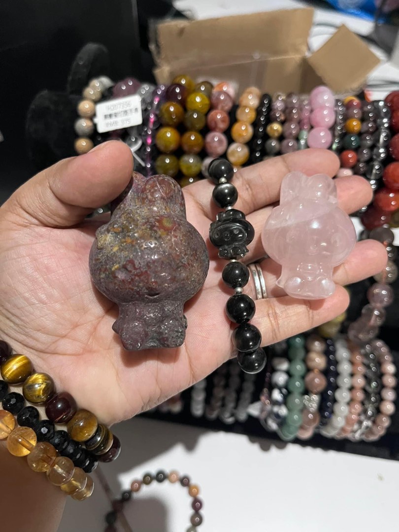 My melody crystal set (Authentic crystal) on Carousell