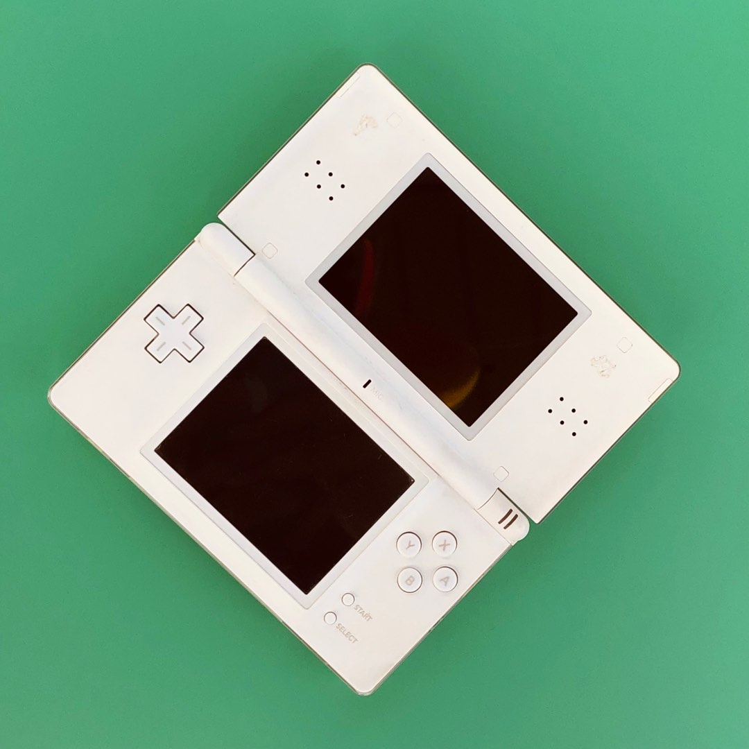 Nintendo DS Lite White, Video Gaming, Video Game Consoles, Nintendo on ...