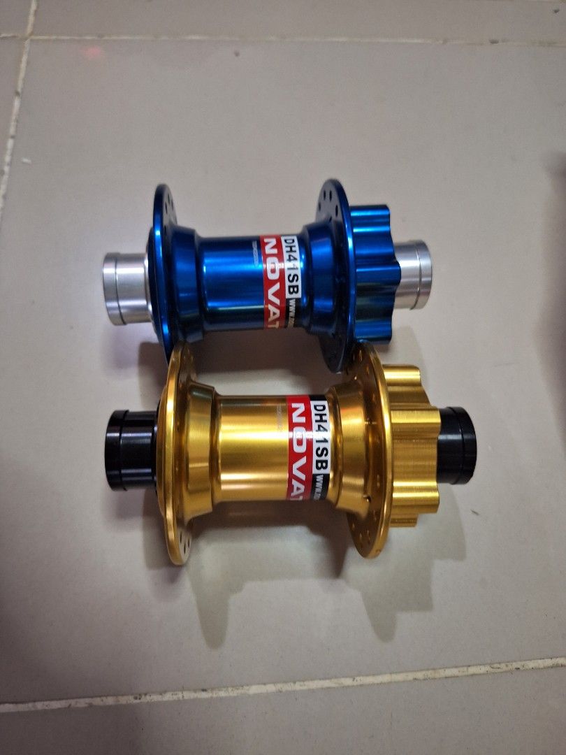 Novatec DH41SB 20mm front hub, Sports Equipment, Bicycles & Parts ...