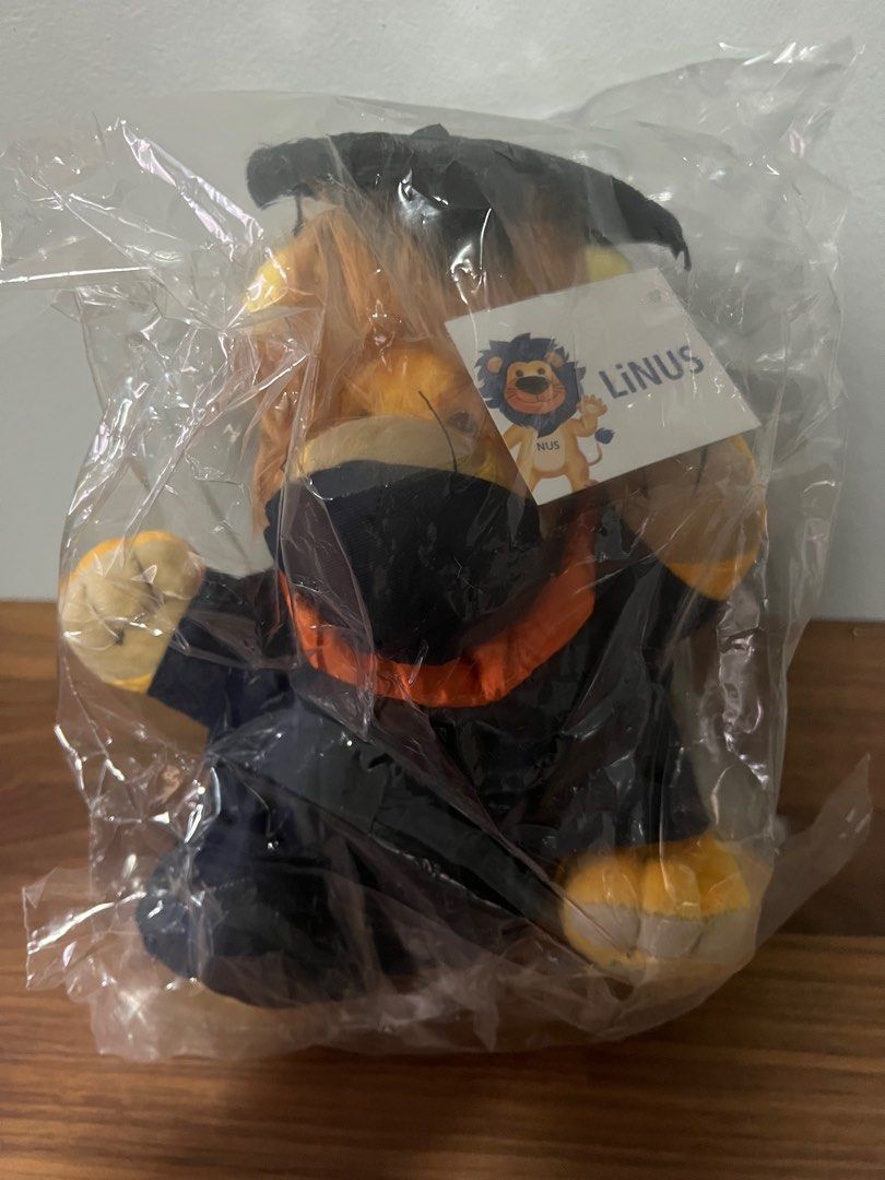 NUS Graduation Lion 2022 with removable mask, Hobbies & Toys ...