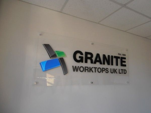 PAPAN TANDA AKRILIK BERLOGO l acrylic signage panel install logo ...