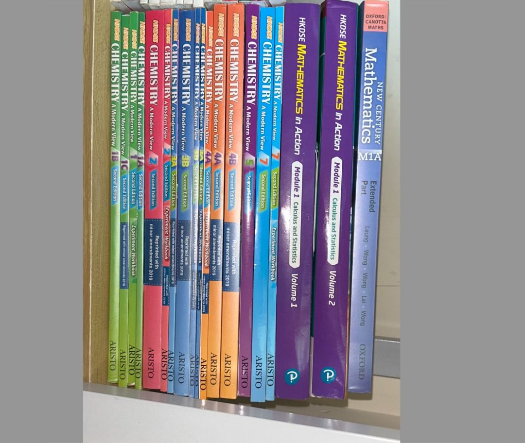 Pearson Hkdse Mathematics In Action Module 1 Calculus And Statistics Economics 興趣及遊戲 書本