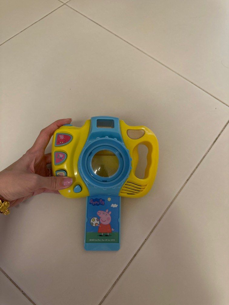 Peppa pig camera, Hobbies & Toys, Toys & Games on Carousell