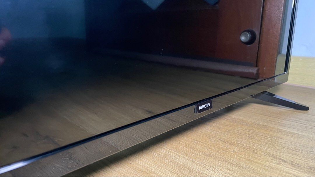 Philips 24 inch TV HD LED - 24PHT4003, TV & Home Appliances, TV ...