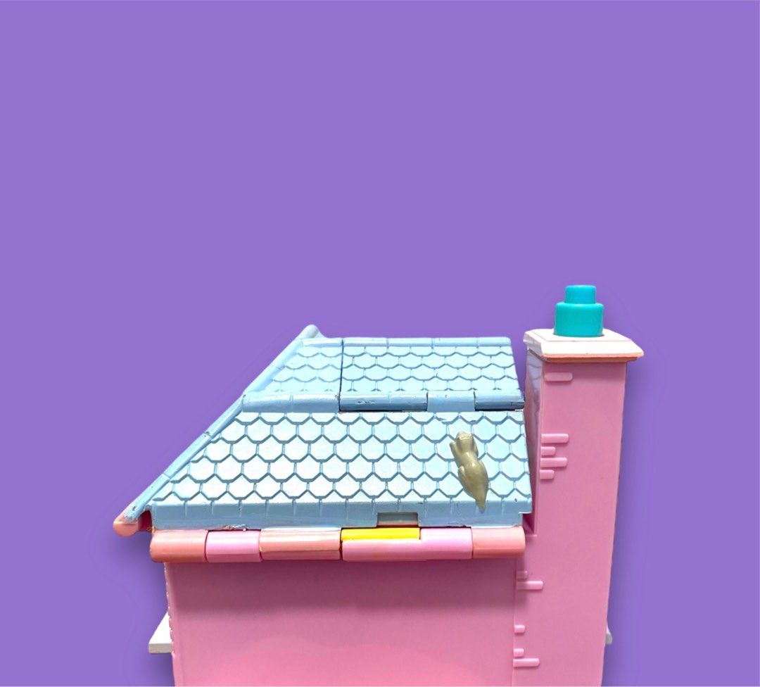 Polly pocket bay window house complete lights up!, Hobbies & Toys ...
