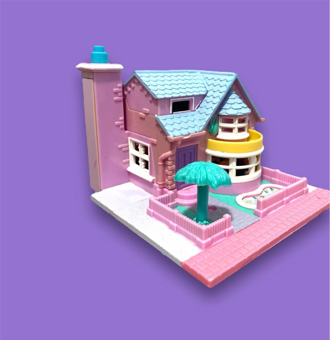 Polly pocket bay window house complete lights up!, Hobbies & Toys ...