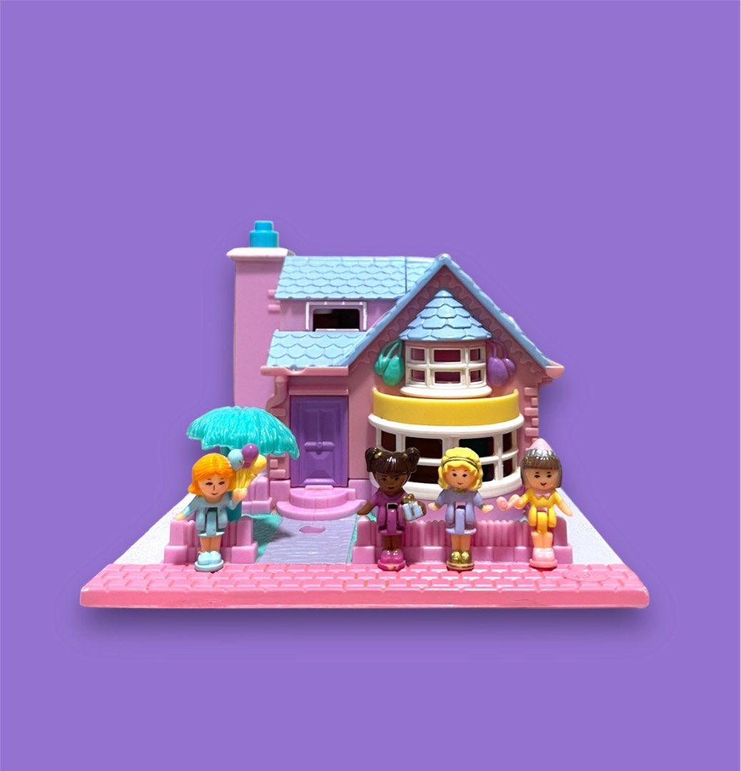 Polly pocket bay window house complete lights up!, Hobbies & Toys ...