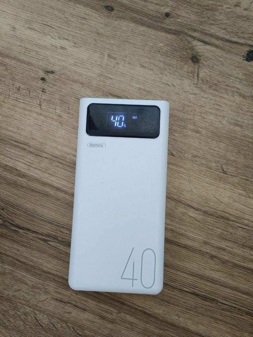 Power bank 50,000mAh and 40,000mAh capacity with fast charging, Mobile ...