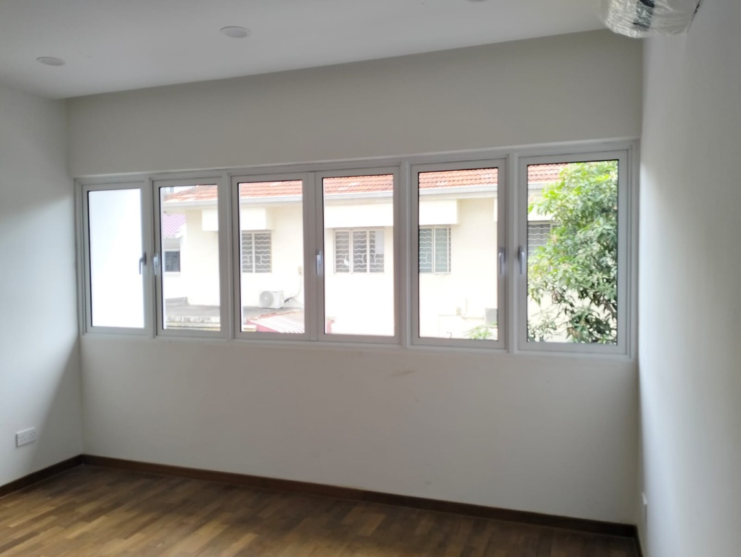 Resale Flat/BTO Window or Grille, Home Services, Renovations, Aluminium ...