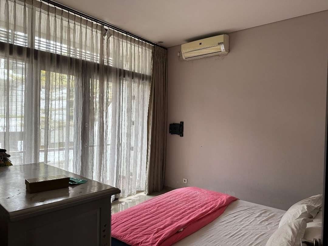 Rumah mewah di Lebak bulus dekat jalan raya besar Townhouse lokasi ...