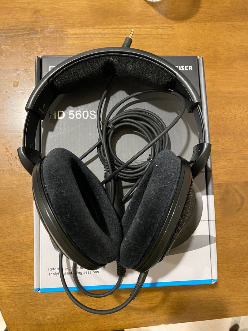 Sennheiser HD 560S, Audio, Earphones on Carousell