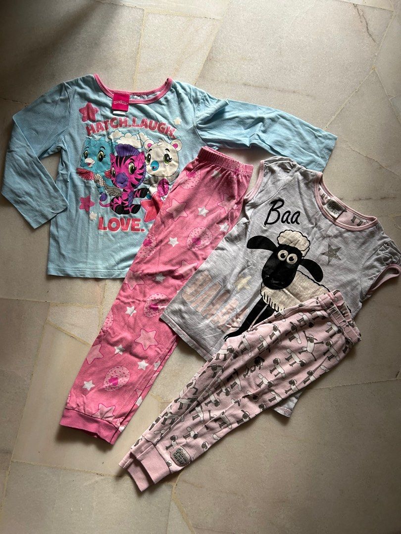 Set of 2 pyjamas - Size 5 yrs - Hatchimals , Shaun the sheep, Babies ...