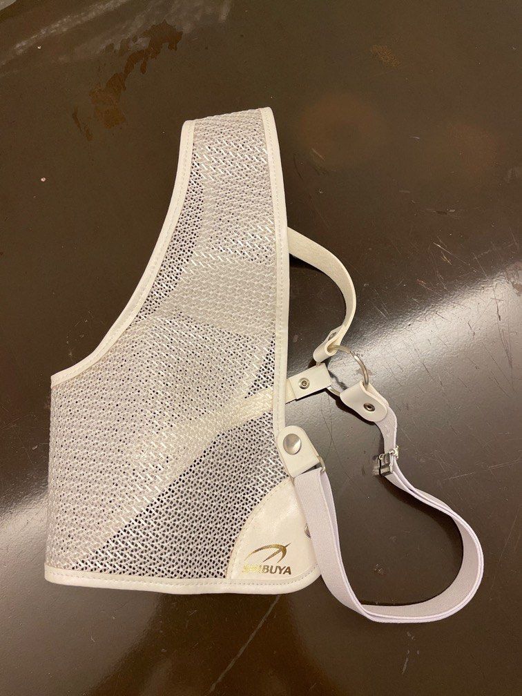 Shibuya White Archery Chest Guard LH (S), Sports Equipment, Other ...