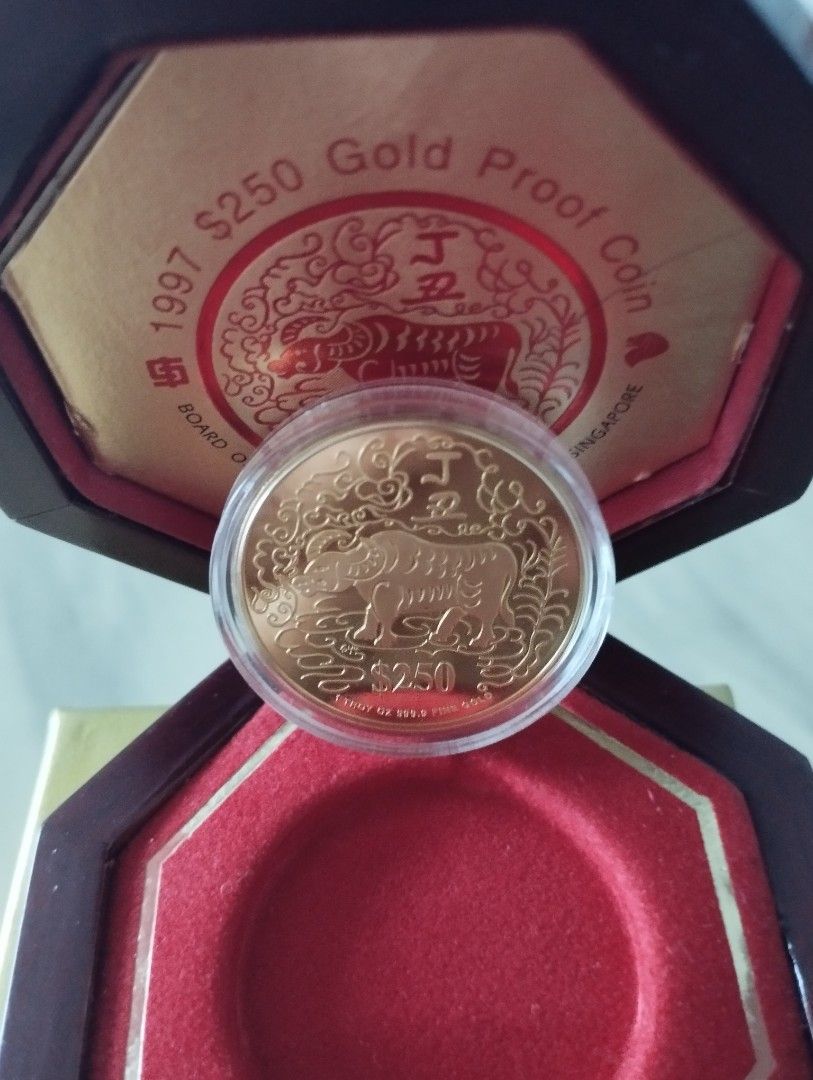 Singapore gold Coin, Hobbies & Toys, Memorabilia & Collectibles, Currency on Carousell