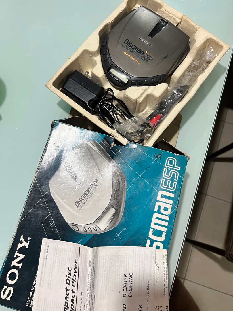 Sony Discman, Hobbies & Toys, Music & Media, CDs & DVDs on Carousell