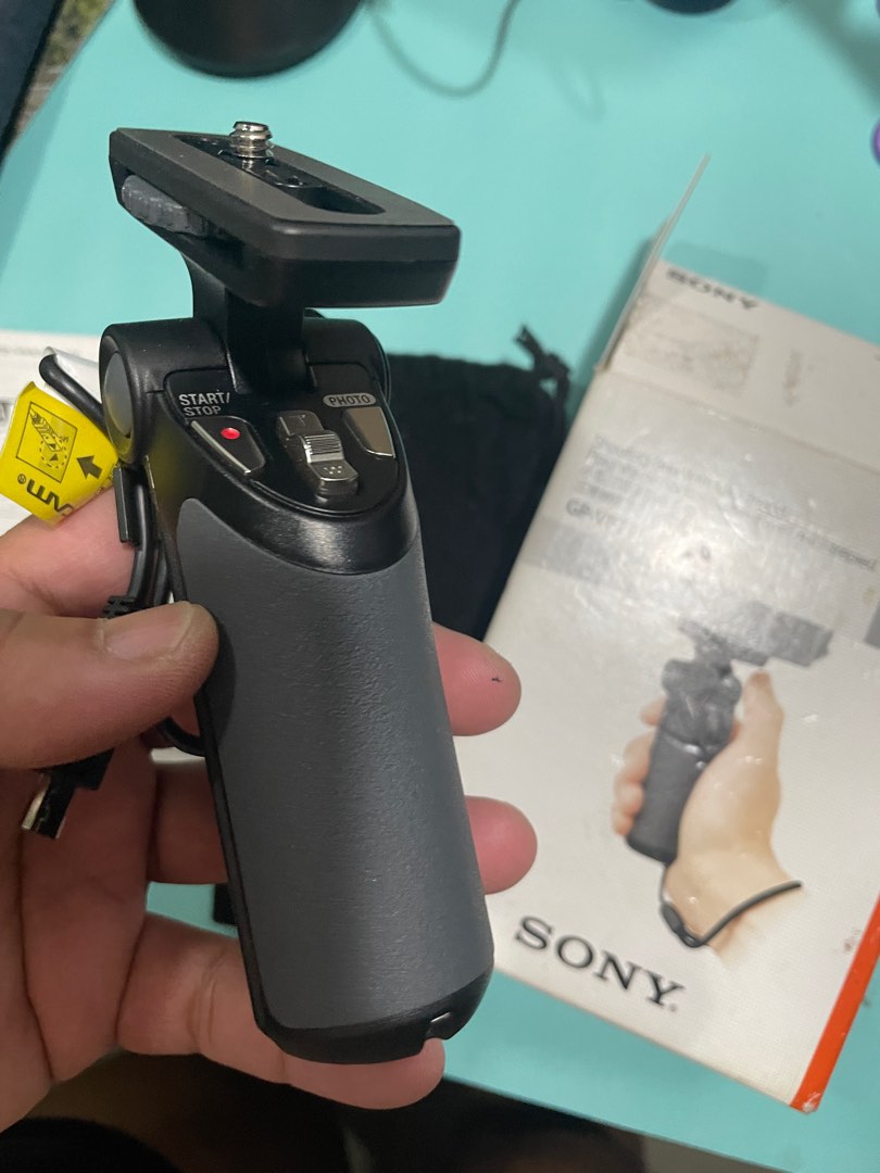 Sony Shooting Grip, Photography, Lens & Kits on Carousell