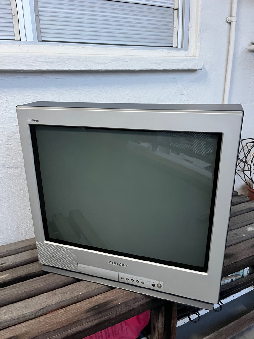 Sony Trinitron Retro Color TV, TV & Home Appliances, TV & Entertainment ...