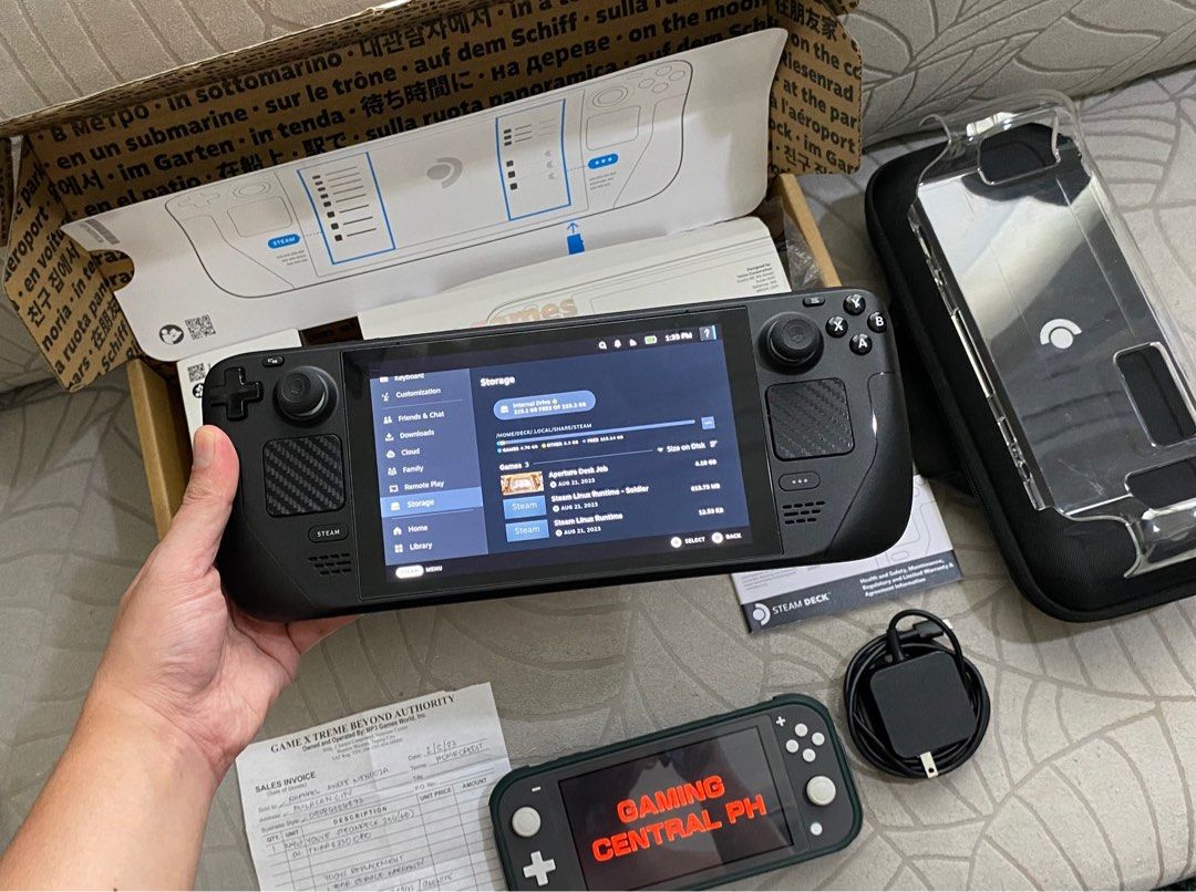 Steam Deck 256gb variant with physical receipt for warranty, Video ...