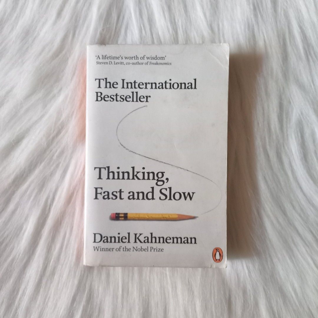 Thinking Fast and Slow Daniel Kahneman Original, Buku & Alat Tulis, Buku di Carousell