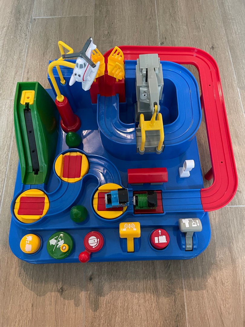 Thomas & Friends Play set/ 智力遊戲, 興趣及遊戲, 玩具 & 遊戲類 - Carousell