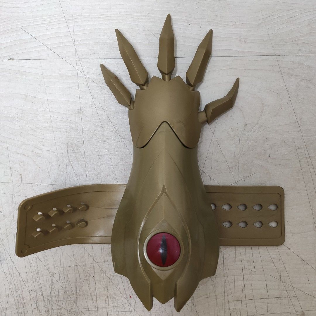 Thundercats 2011 Claw Shield Cosplay, Hobbies & Toys, Toys & Games on ...