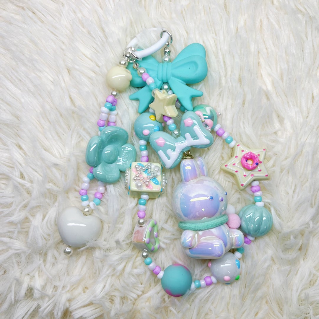 Tiffany Blue Bear Keychain, Hobbies & Toys, Stationery & Craft ...