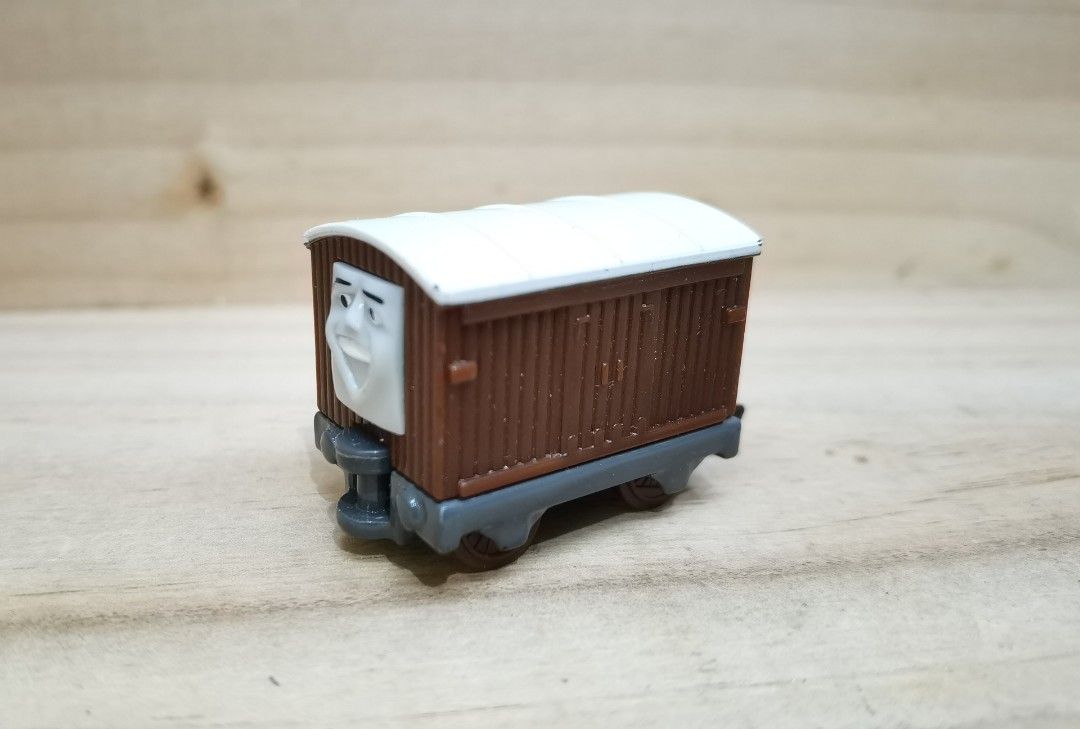 Tomica Thomas and Friends The Tank Engine series, Hobbies & Toys, Toys ...