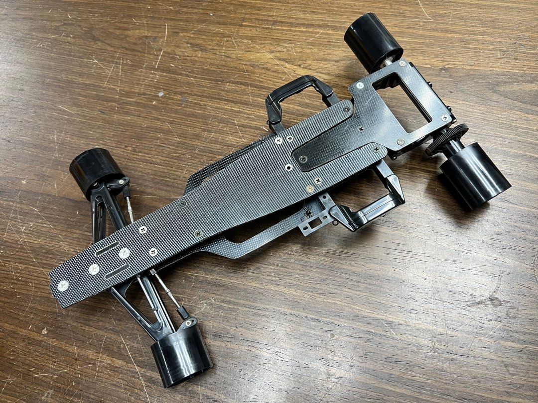 Vintage Tamiya RC Car F103L Indy F1 chassis, Hobbies & Toys, Toys ...