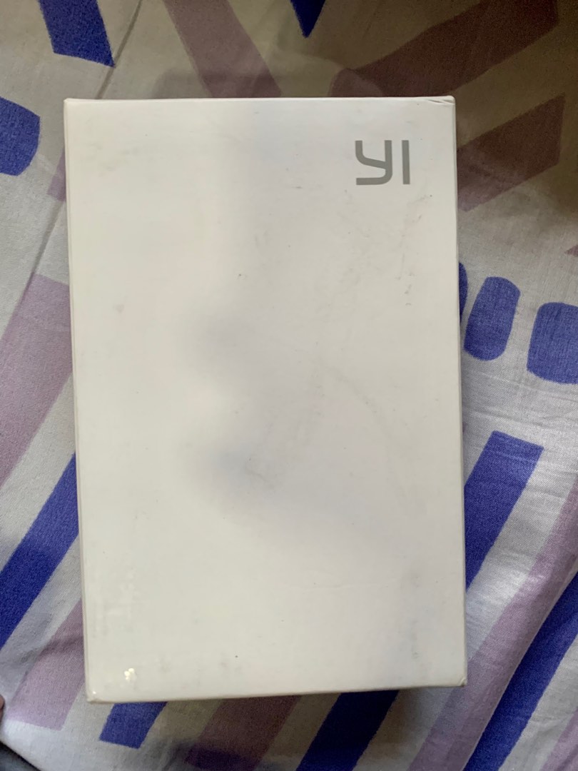 Yi Compact Dashcam 1080p with 64gb memory card on Carousell