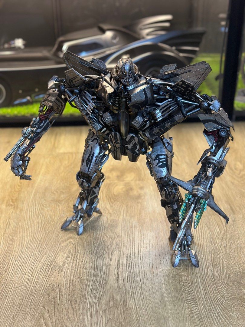 3A Threezero Transformers Starscream Premium Scale 16 inches, Hobbies ...