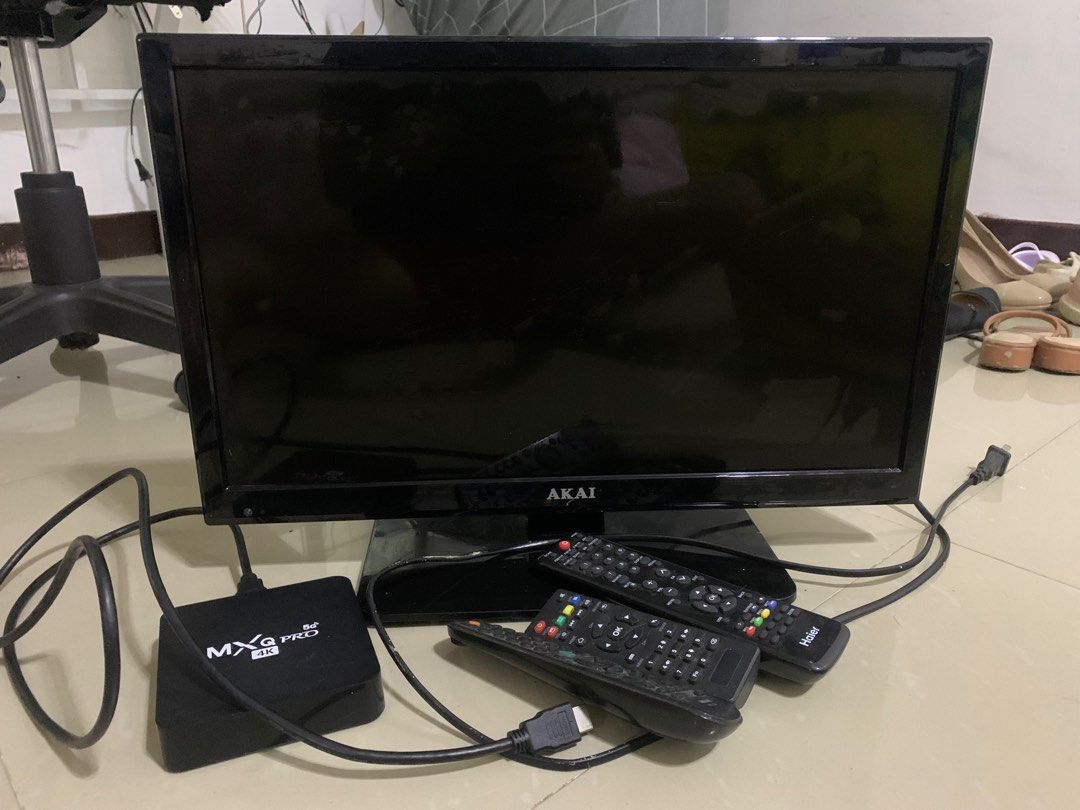 Akai TV on Carousell