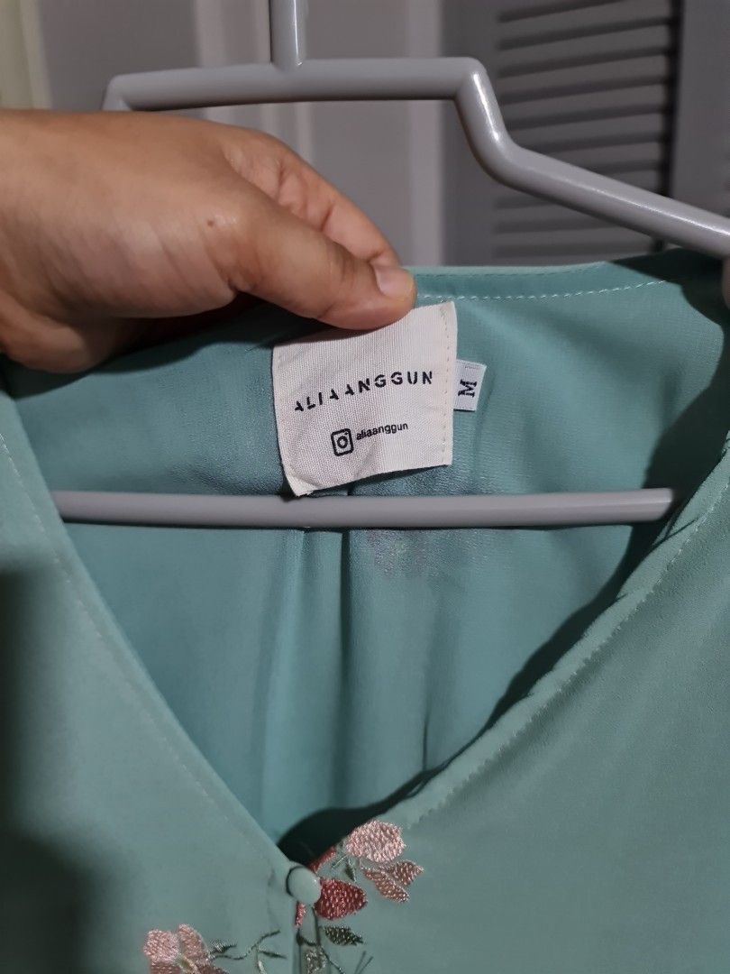 Alia Anggun Victoria Dress in Mint/Pink, Women's Fashion, Muslimah ...