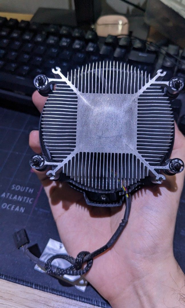 AMD Stealth Wraith Cooler with free Thermal Paste, Computers & Tech ...