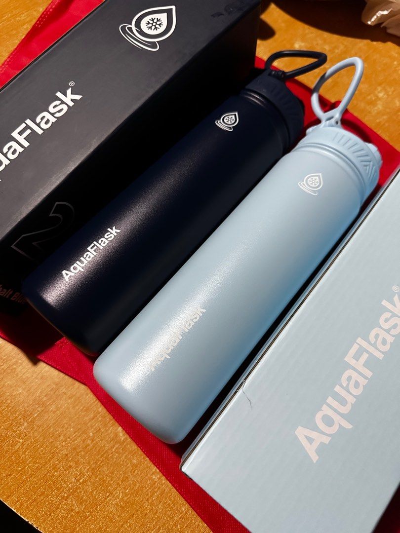 Aquaflask 22oz powder blue - BRAND NEW on Carousell