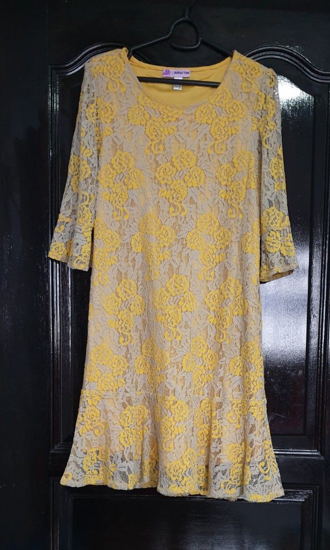 Arthur Yen Lace Dress, Women's Fashion, Dresses & Sets, Dresses on ...