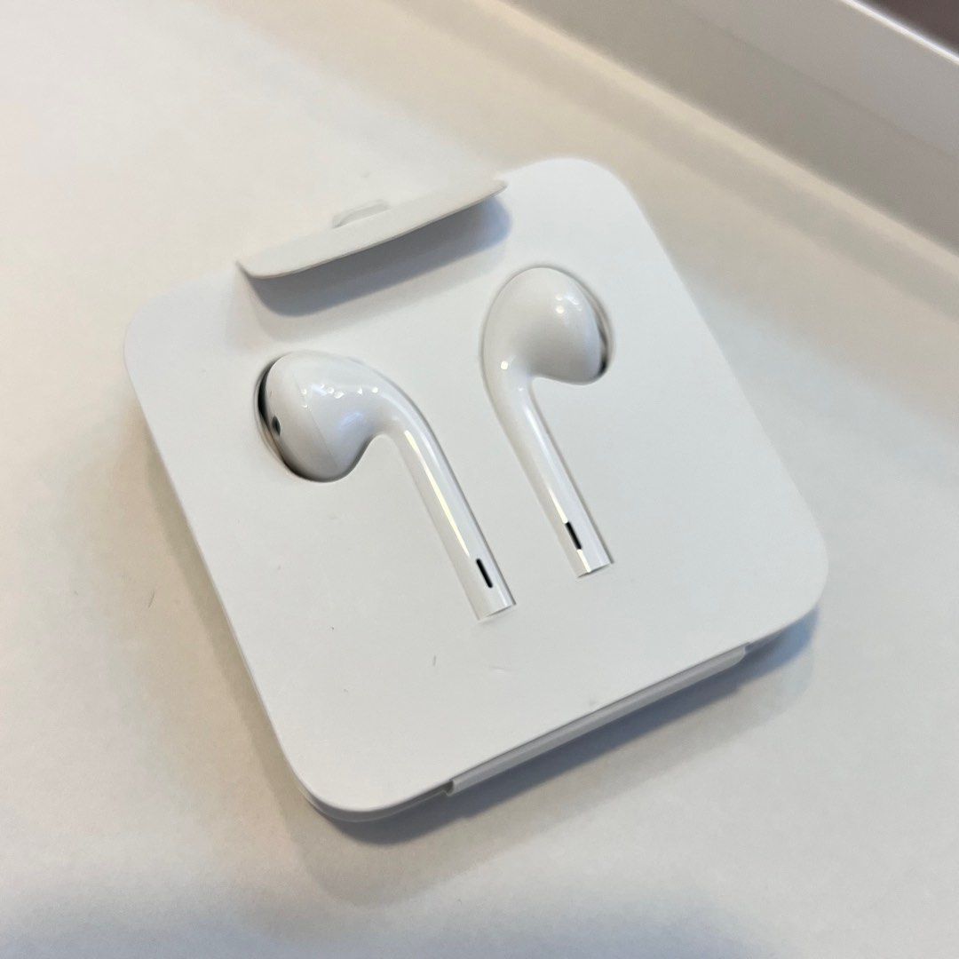 [Authentic] Apple Lightning EarPods with Lightning, Audio, Earphones on ...
