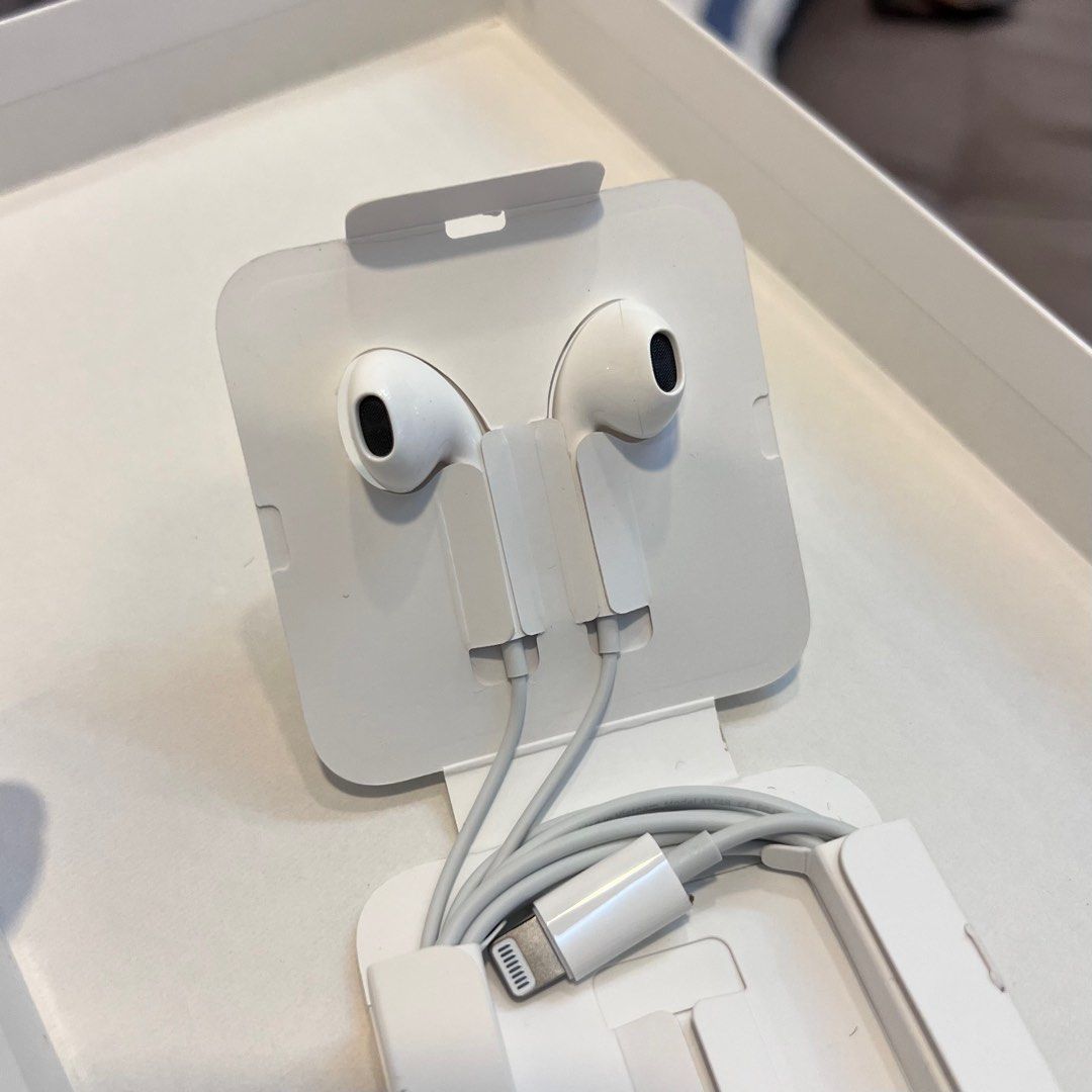 [Authentic] Apple Lightning EarPods with Lightning, Audio, Earphones on ...