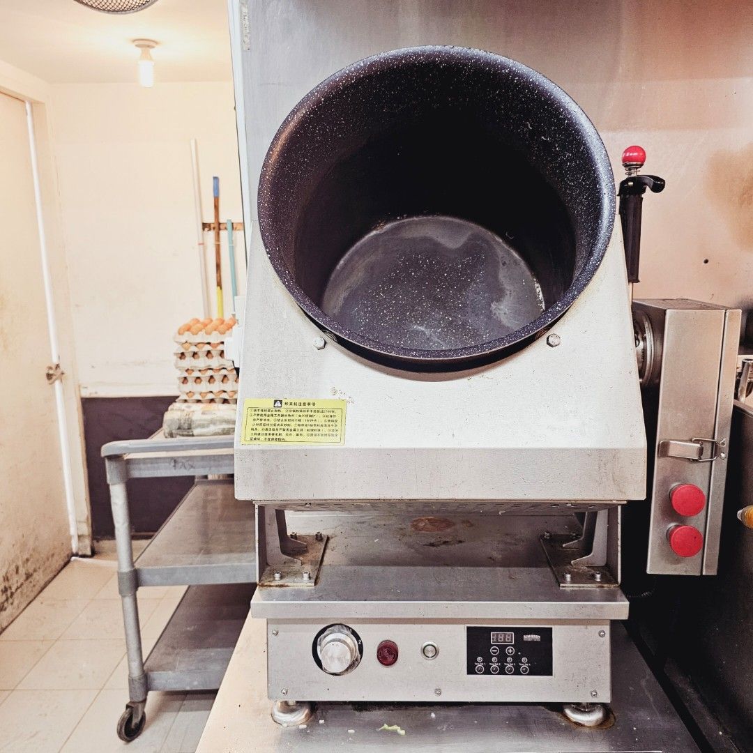 Auto Rotary Wok, Furniture & Home Living, Kitchenware & Tableware ...