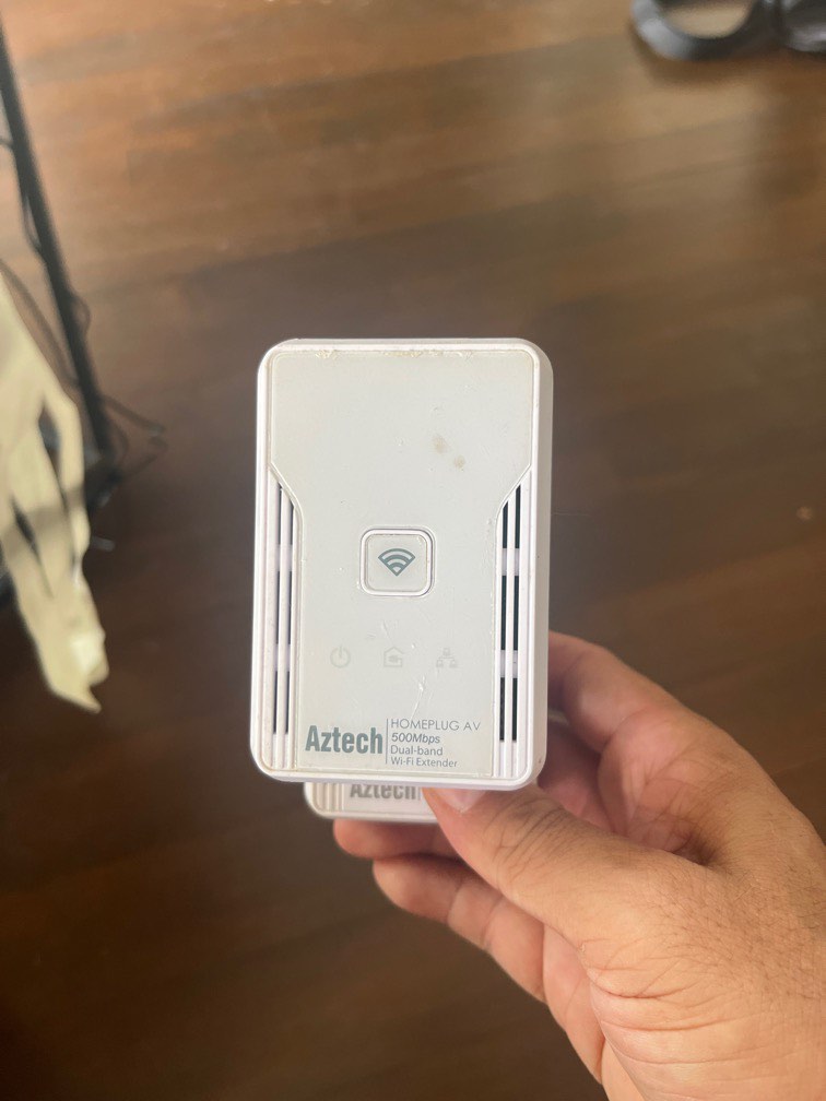 Aztech wifi extender, Computers & Tech, Parts & Accessories, Networking ...
