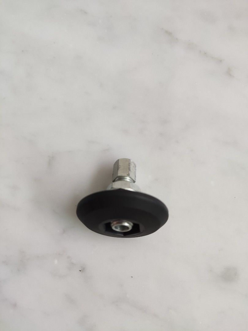 Brompton original disc stopper, Sports Equipment, Bicycles & Parts ...