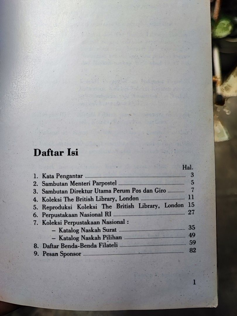 Buku Pameran Surat Emas Raja dan Naskah Nusantara, Buku & Alat Tulis ...