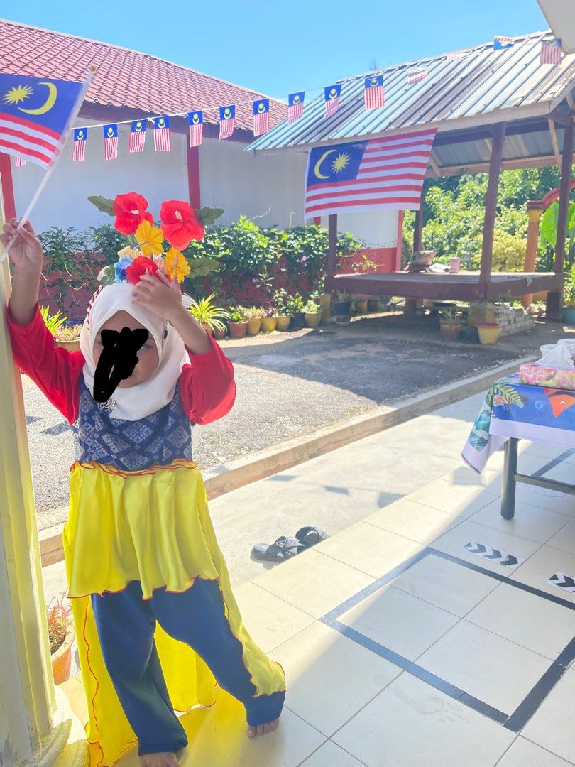 Busana Merdeka Prelove, Women's Fashion, Dresses & Sets, Dresses on ...