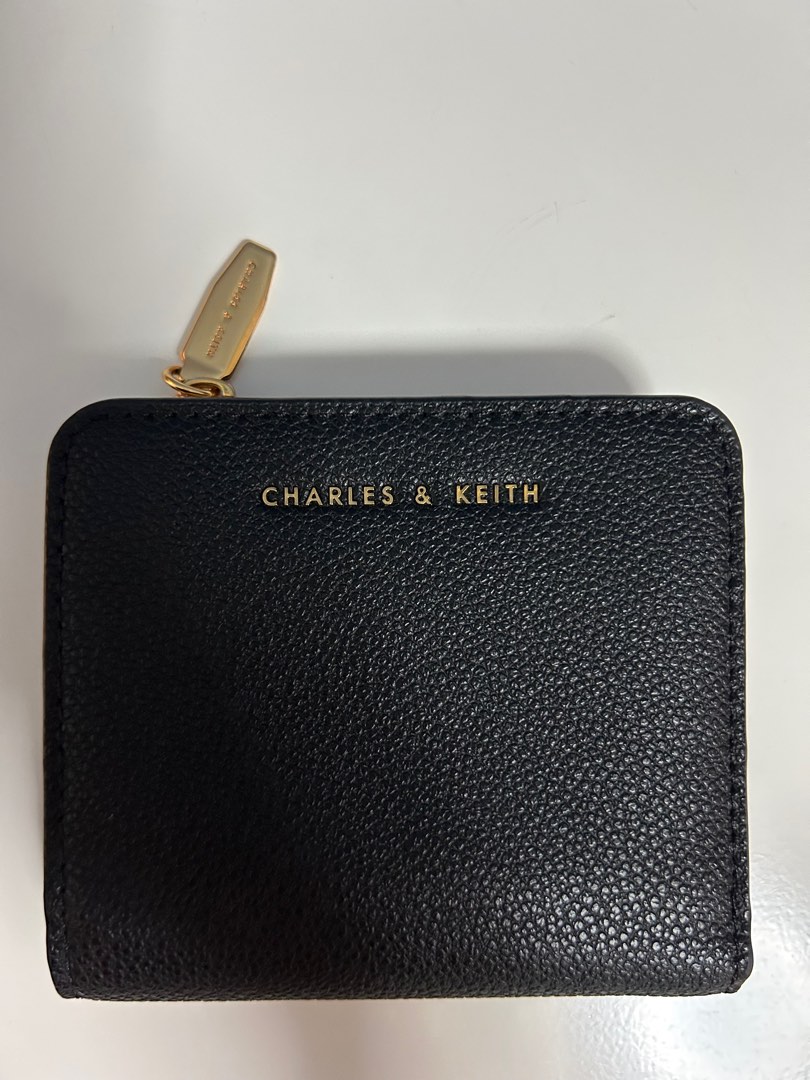 Charles and Keith Wallet, Women's Fashion, Bags & Wallets, Wallets ...