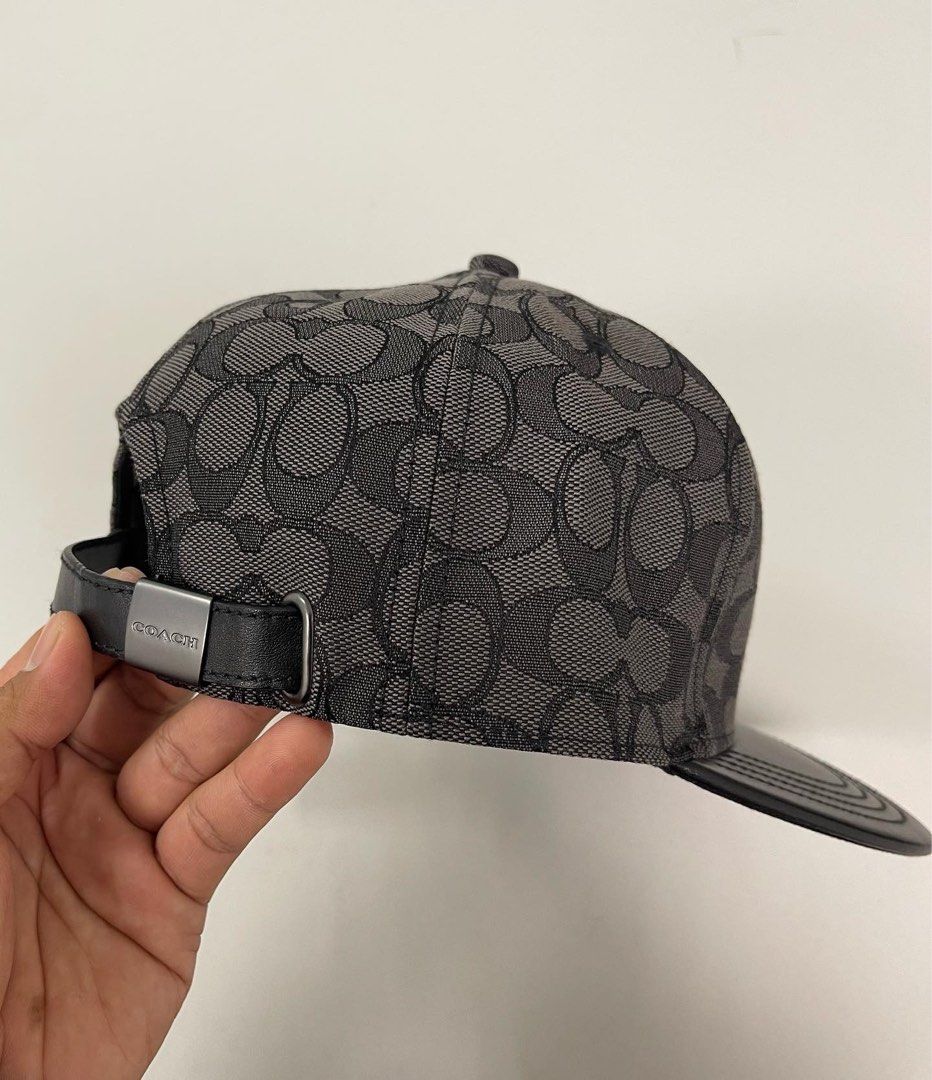 Coach Signature Snapback, Men's Fashion, Watches & Accessories, Cap ...